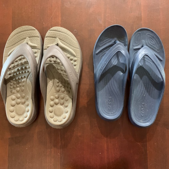 CROCS | Shoes | Mens Crocs Flip Flops Size 1 | Poshmark